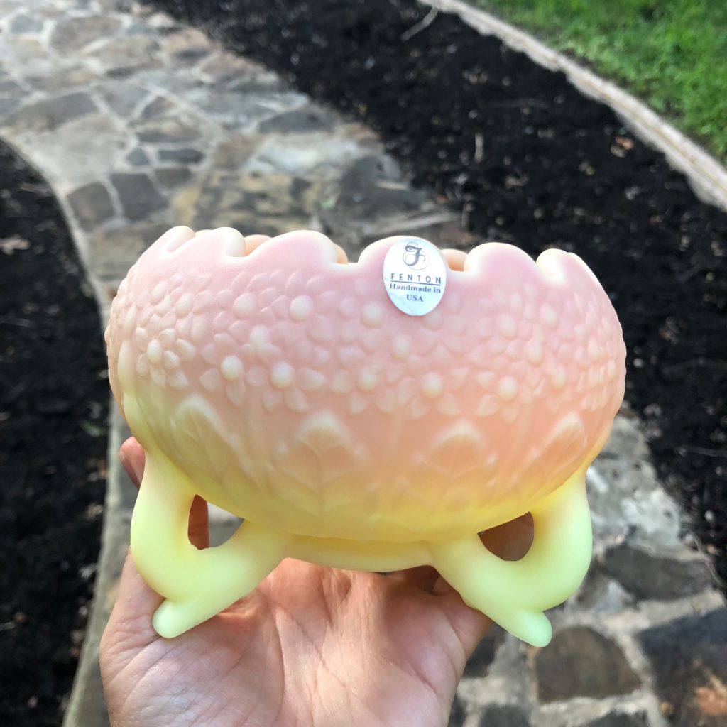 Fenton Pink Fenton's Flowers Burmese Glass Rose Bowl – Carnival Glass