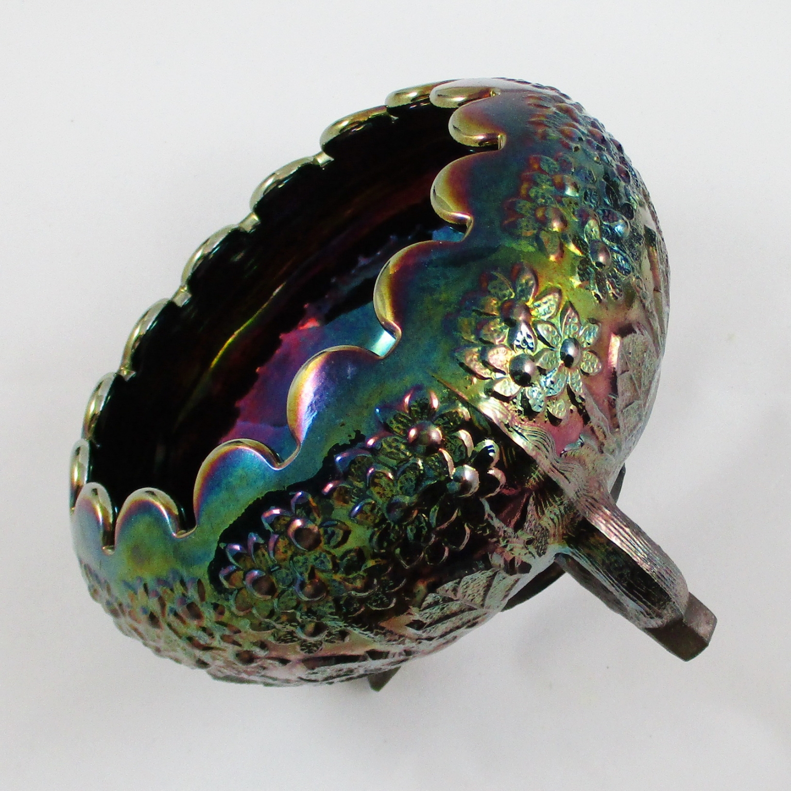 Fenton Amethyst Fenton's Flowers Carnival Glass Rose Bowl – Carnival Glass