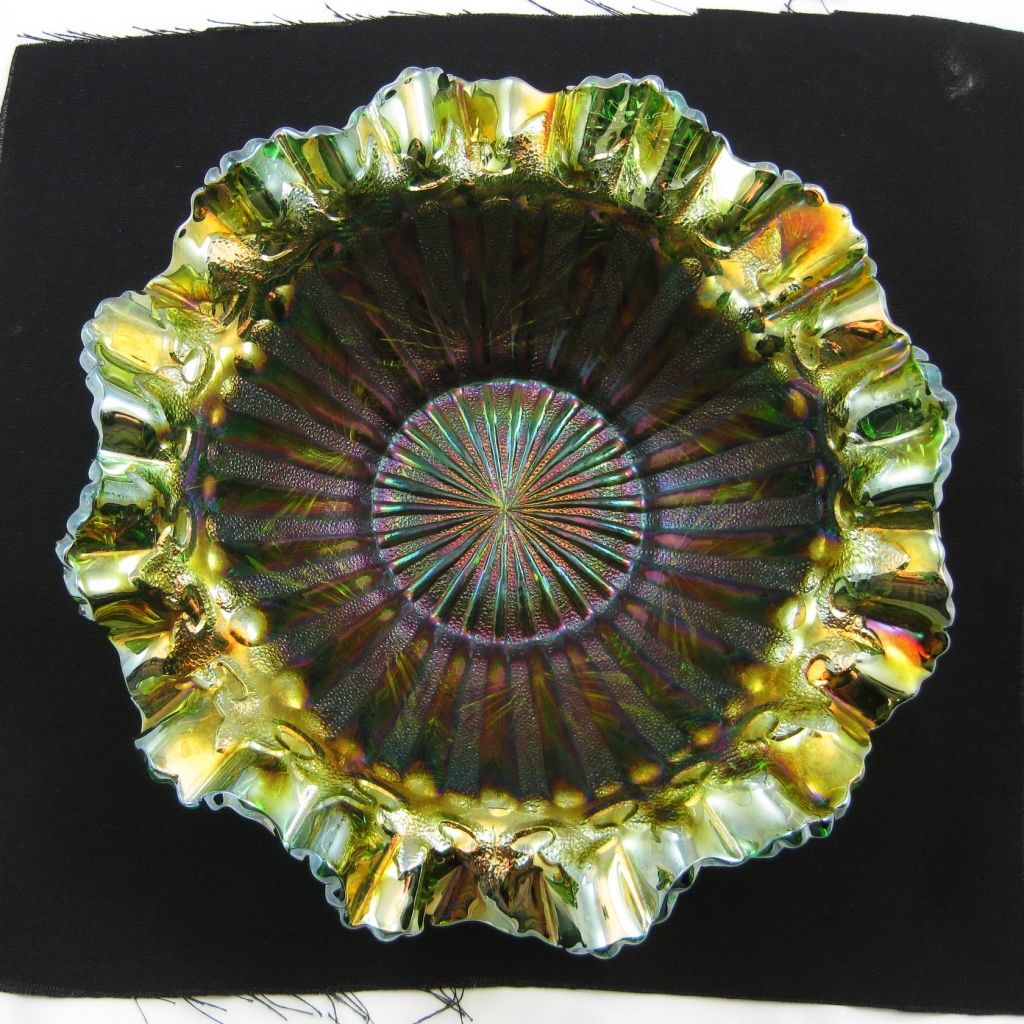 Antique Millersburg Green Rays & Ribbons Carnival Glass CRE Bowl ...
