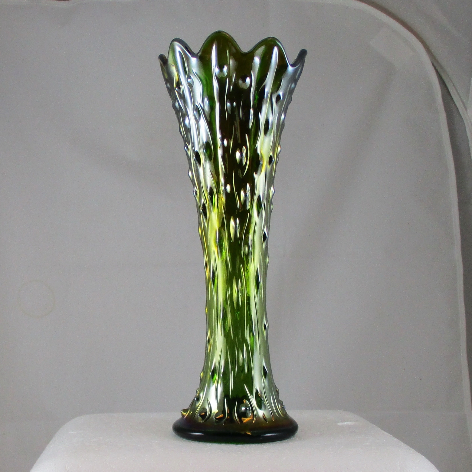 Antique Northwood Green Tree Trunk Carnival Glass Swung Vase – Carnival ...