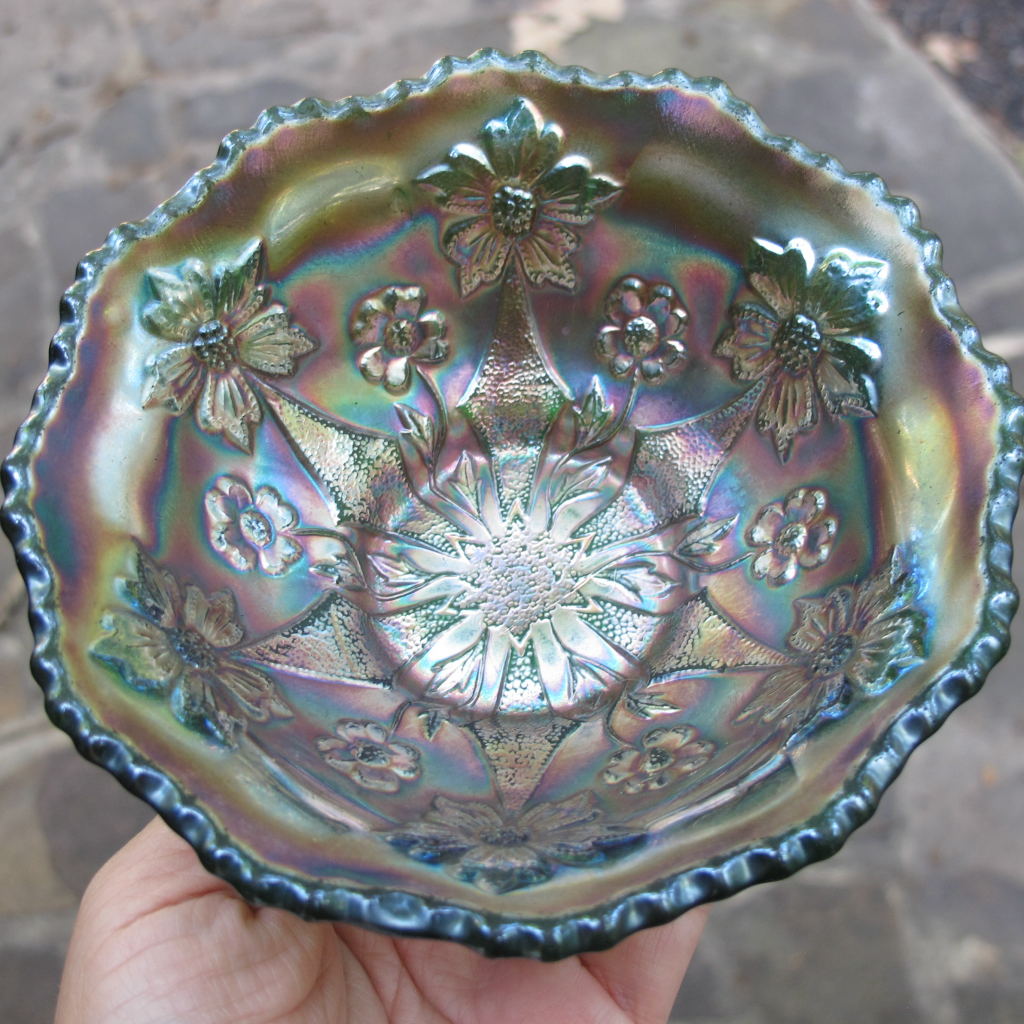 Antique Carnival Archives – Page 6 of 84 – Carnival Glass